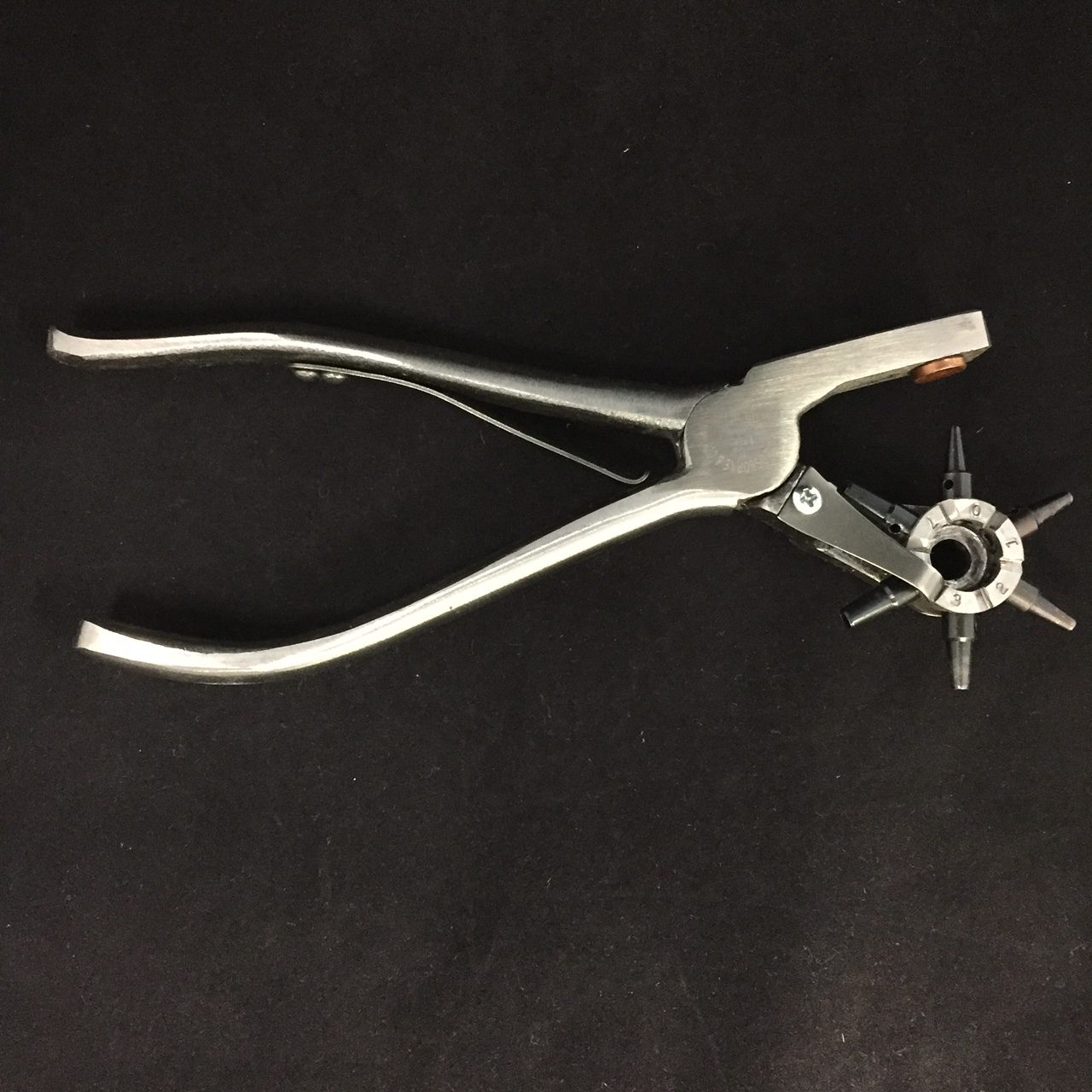 Stockroom Supplies - Richard The Thread